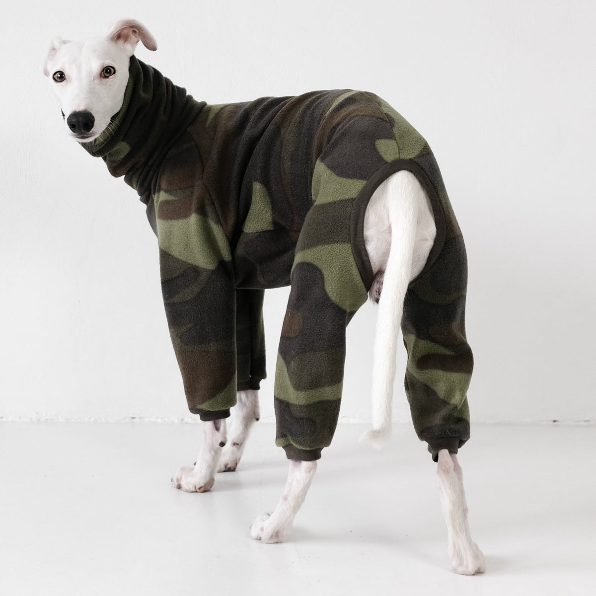 Fleece Overall für Whippets Camouflage - Hunde Anzug – Karma-Hund Shop